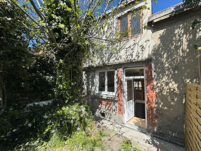 Maison 3 pièces à Castelnaudary, Verdun, Horloge, Cugarel, Route de Revel, à vendre