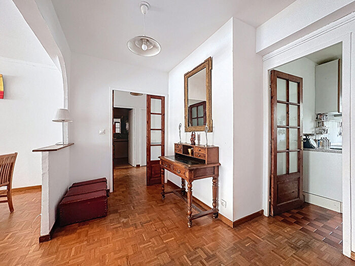 Appartement à vendre - Marseille e , Saint-Giniez - 4 pièces - 3 chambres