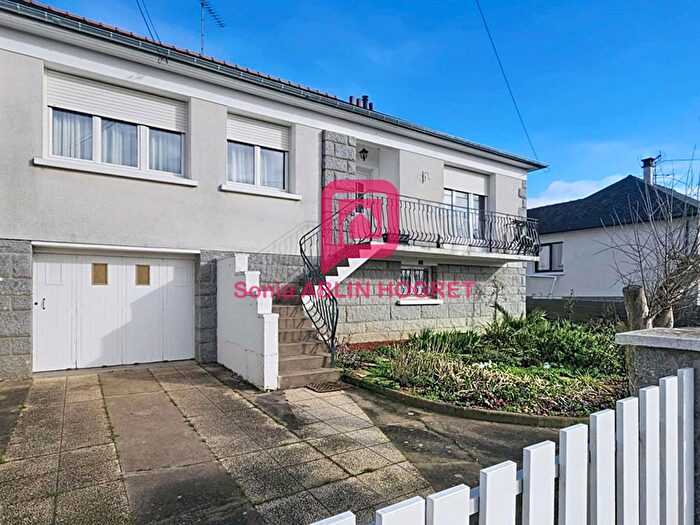 Maison à vendre - Renazé - 4 pièces - 3 chambres