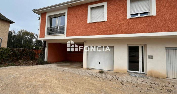 Montbernier, Bourgoin-Jallieu : Appartement 3 pièces à louer