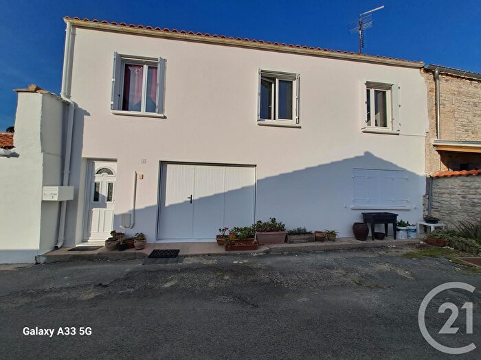 Maison à vendre - Saint-Pierre-dOléron - 5 pièces - 4 chambres