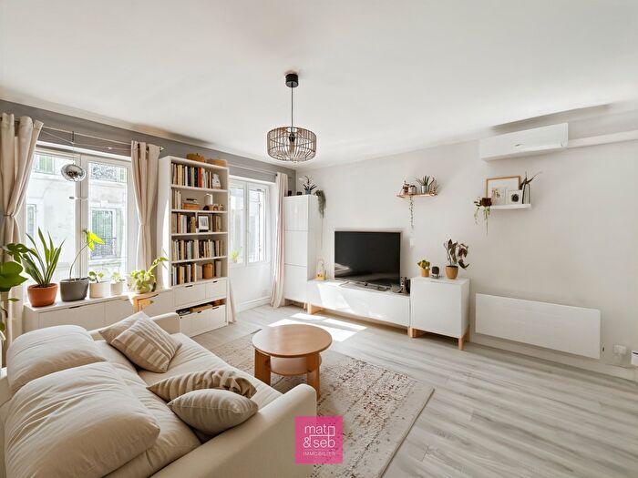 Marseille 6ème, Palais de Justice : Appartement 3 pièces à vendre