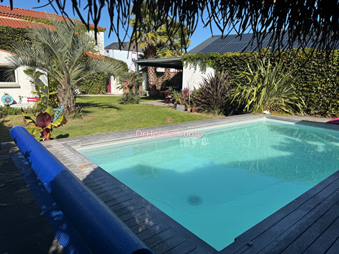 Maison à vendre - Lîle-dOlonne - 8 pièces - 5 chambres