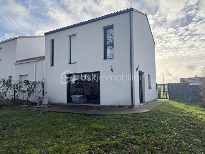 Maison à vendre - Saint-Mars-de-Coutais - 4 pièces - 3 chambres