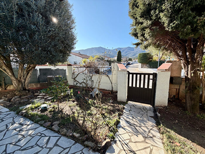 Maison à louer - Villelongue-dels-Monts - 4 pièces - 3 chambres