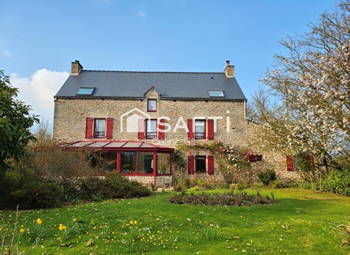 Maison à vendre - Guégon - 10 pièces - 4 chambres