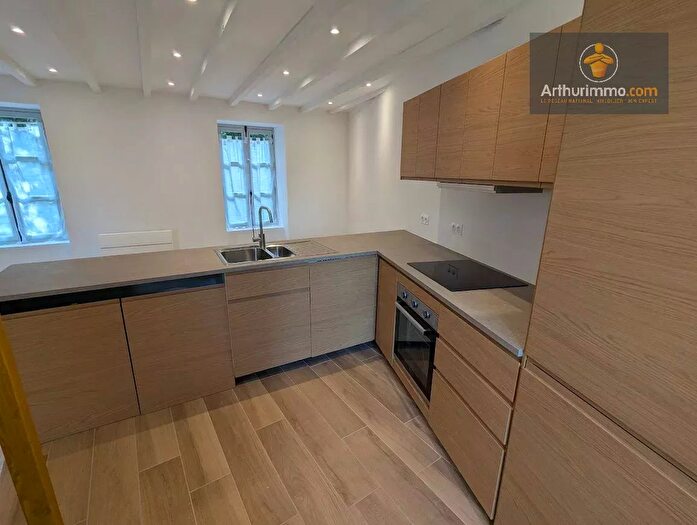 Maisons à vendre et appartements à louer - 3