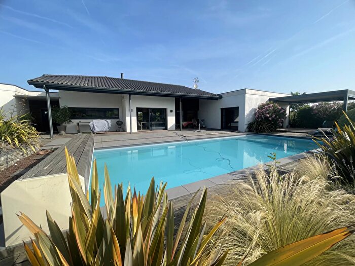 Maison à vendre - Lagardelle-sur-Lèze - 5 pièces - 4 chambres