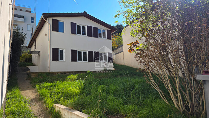 Maison à vendre - Montreuil, Ramenas, Léo Lagrange - 4 pièces - 3 chambres