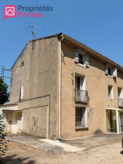 Tarascon, Sainte-Cécile : Maison 8 pièces à vendre