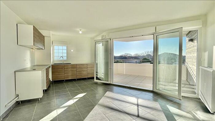 Appartement 4 pièces à louer - Avignon, Bonaventure, Clos-des-Trams