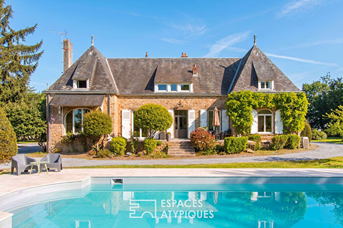 Mouilleron-le-Captif : Maison 10 pièces à vendre