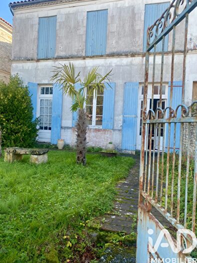 Maison à vendre - Breuillet - 5 pièces - 4 chambres