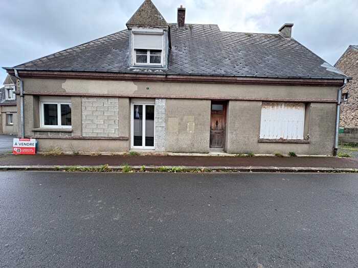 Maison à vendre - La Chapelle-en-Juger - 6 pièces - 5 chambres