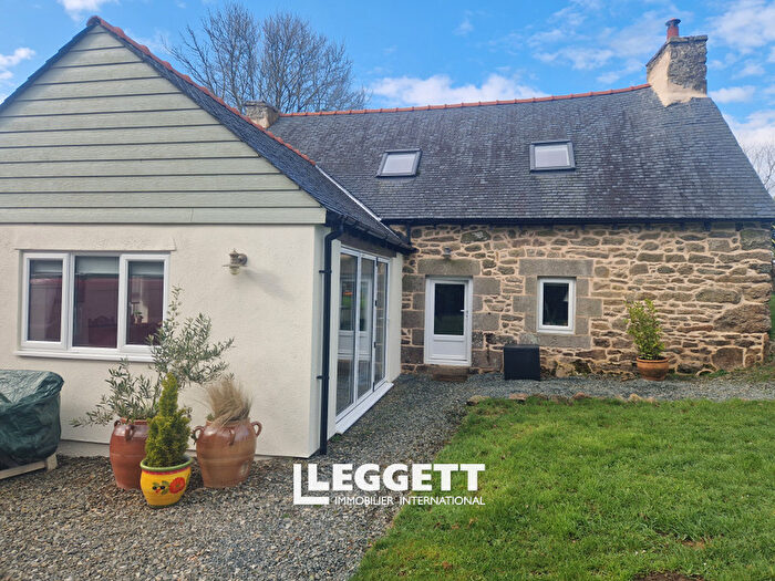 Maison à vendre - Bourbriac - 5 pièces - 2 chambres