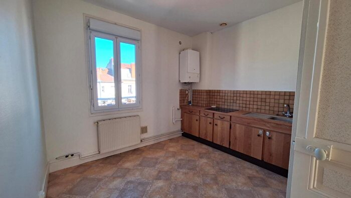 Appartement à louer - Vichy, Coeur de Ville - 2 pièces - 1 chambre