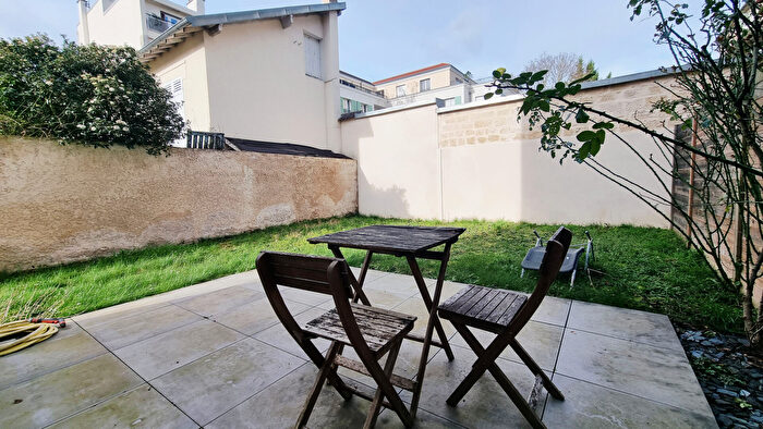 Maisons-Laffitte, Ouest : Appartement 1 pièce à louer