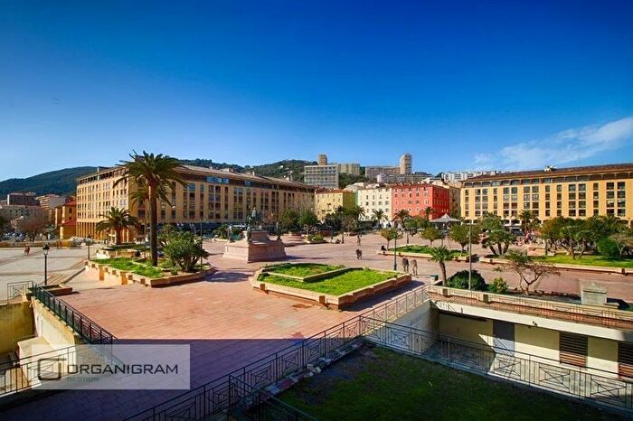 Appartement à louer - Ajaccio, Citadelle - 1 pièce