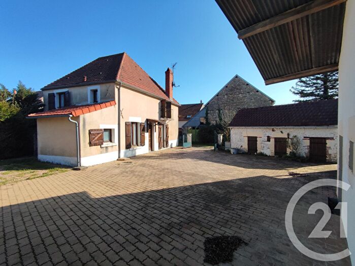 Maison à vendre - Alligny-Cosne - 5 pièces - 3 chambres