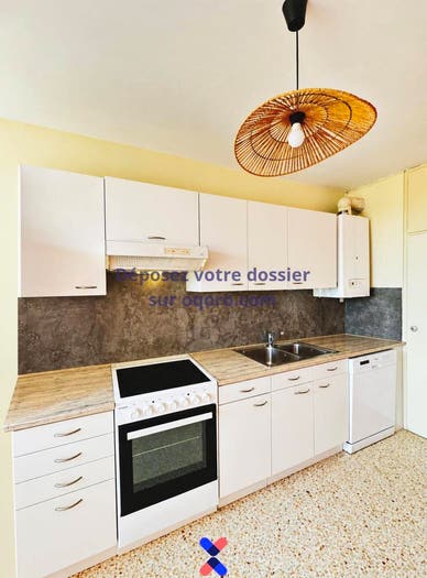 Appartement 4 pièces à louer - Stuart Nill-Malpeigne, Avignon