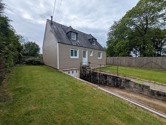 Maison 5 pièces à Le Croisty, à vendre