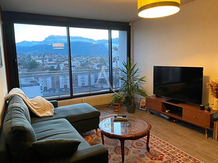 Appartement à louer - Les Fins, Annecy - 2 pièces - 1 chambre