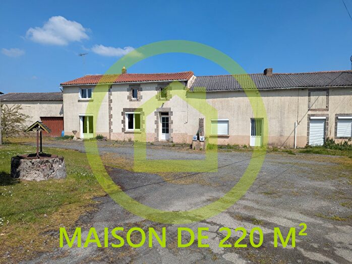 Maison à vendre - Mauléon - 7 pièces - 5 chambres