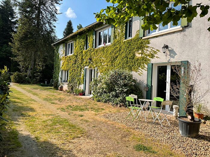 Maison à vendre - Montmacq - 5 pièces - 3 chambres