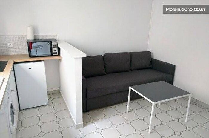 Appartement à louer - Centre Ville Ouest, Fontainebleau - 2 pièces - 1 chambre