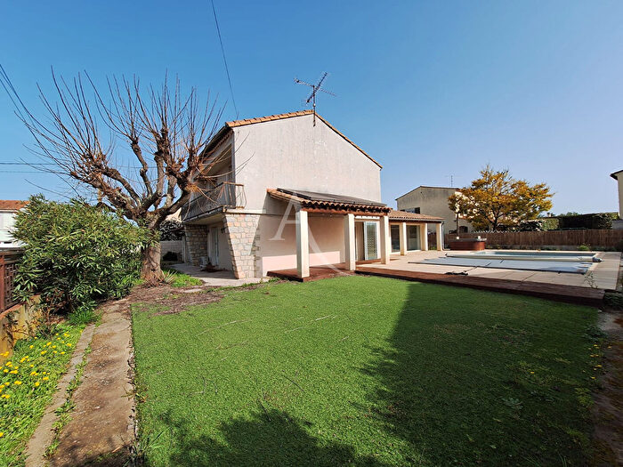 Maison à vendre - Marguerittes - 5 pièces - 4 chambres