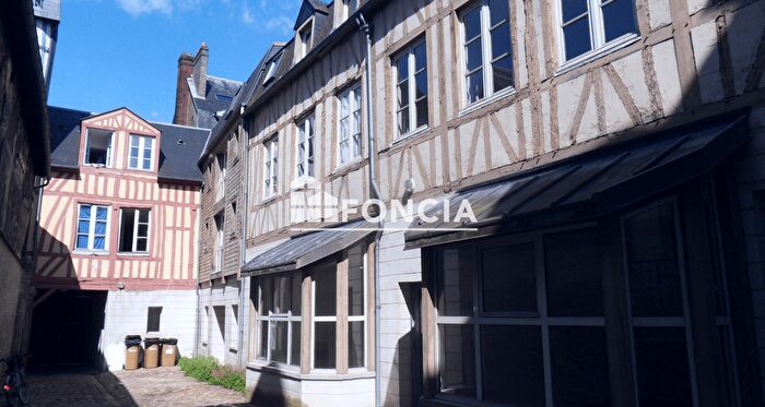 Rouen, Vieux Marché, Cathédrale : Appartement 2 pièces à vendre