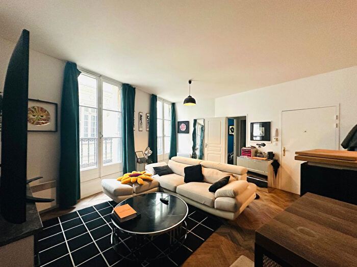 Appartement à vendre - Tours, Centre-ville - 2 pièces - 1 chambre