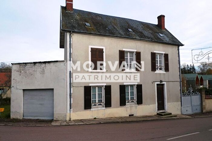 Maison à vendre - Saint-Saulge - 5 pièces - 4 chambres