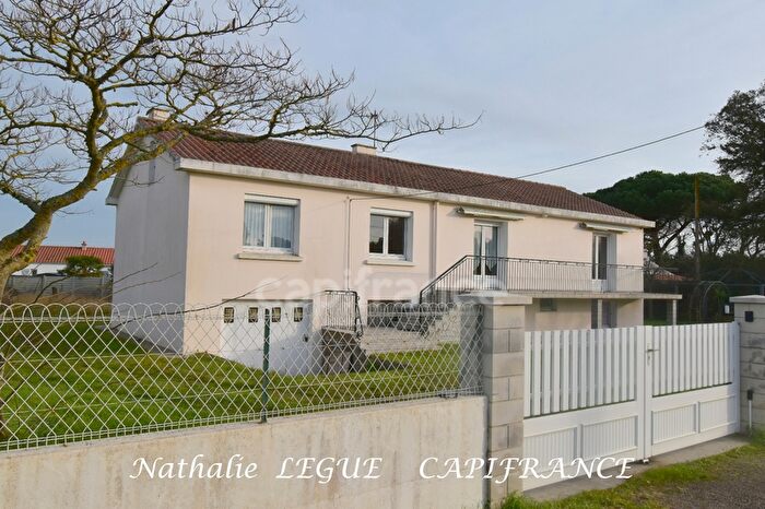 Maison à vendre - Notre-Dame-de-Monts - 11 pièces - 6 chambres