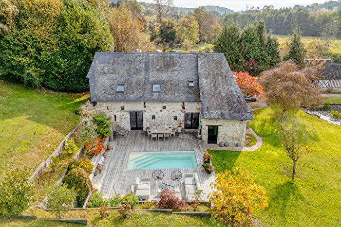 Maison 6 pièces à Pont-l'Évêque, à vendre