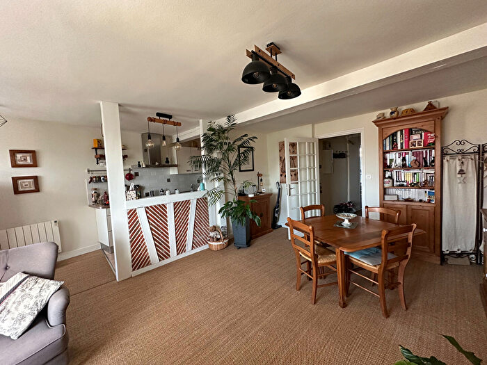 Appartement à vendre - Blois, Centre-ville - 4 pièces - 2 chambres