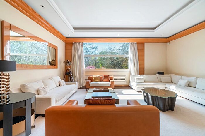 Appartement à vendre - Paris e , Muette-Nord, Trocadéro - 7 pièces - 4 chambres