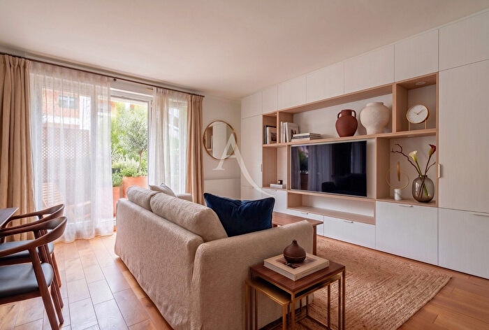 Issy-les-Moulineaux, Val de Seine, Les Arches : Appartement 4 pièces à vendre