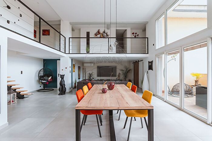 Appartement à vendre - Vichy, Champ Capelet - 6 pièces - 3 chambres