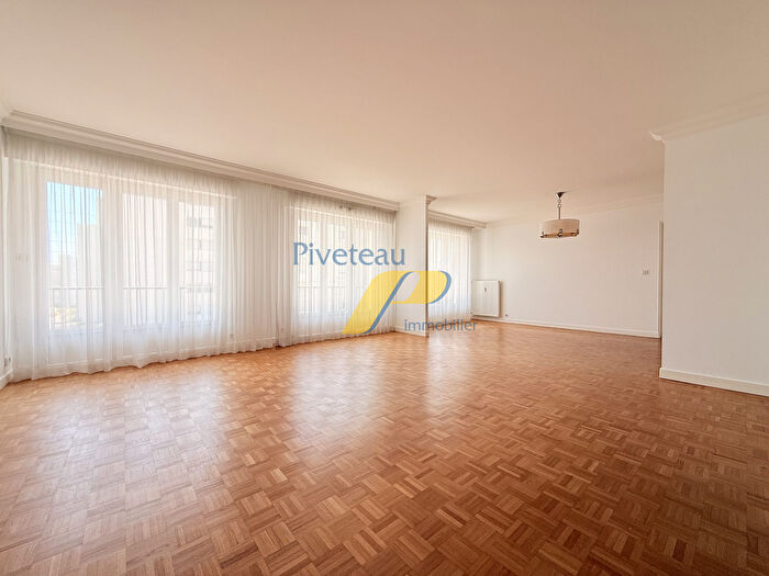 Appartement 5 pièces à vendre à Nantes, Longchamp, Rond-Point de Rennes, Perverie, Américains