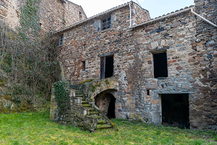 Maison à vendre - Saint-Floret - 4 pièces