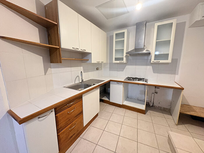 Appartement 3 pièces à Marseille 7ème, Saint-Lambert, à louer