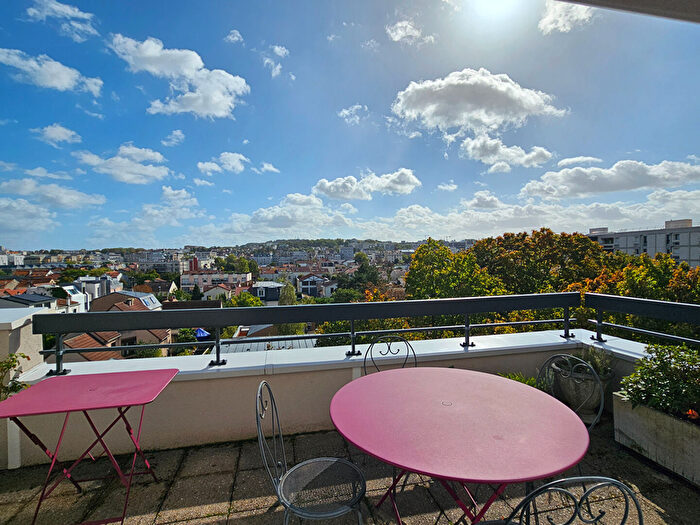 Appartement à vendre - Nanterre, Vieux Pont - 3 pièces - 2 chambres