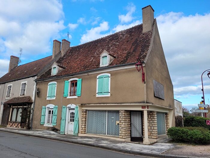 Maison 7 pièces à vendre à Valigny