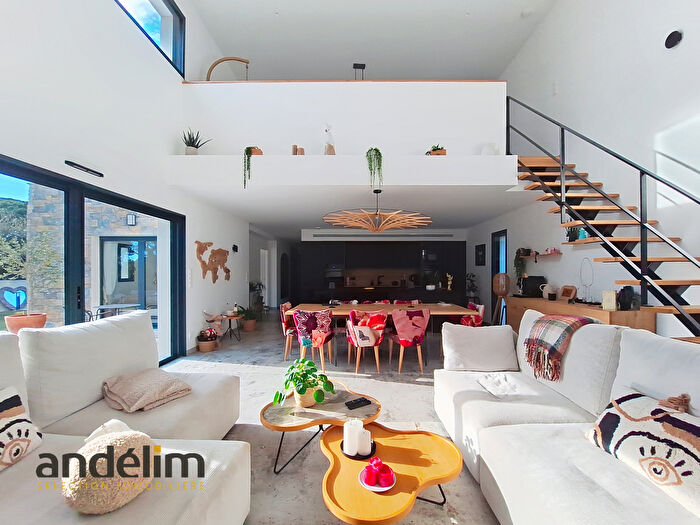 Maison à vendre - Fréjus, La Tour de Mare - 5 pièces - 3 chambres