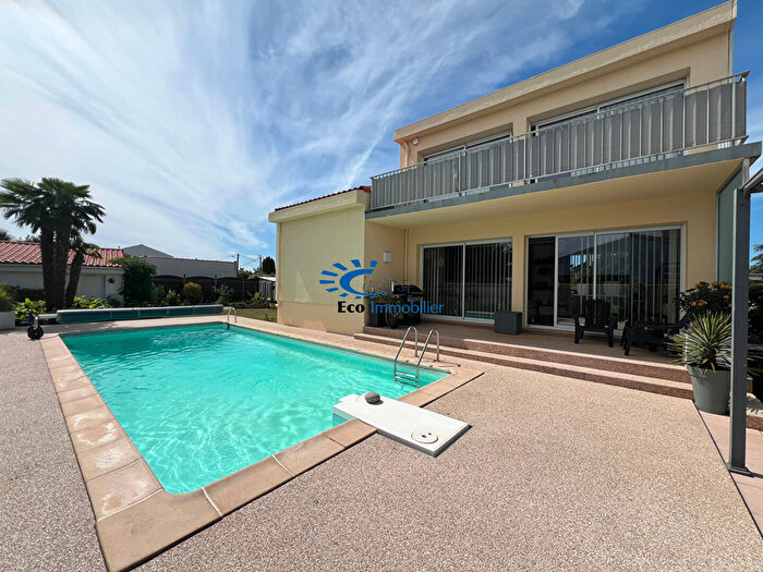 Maison 8 pièces à vendre - Dompierre-sur-Mer