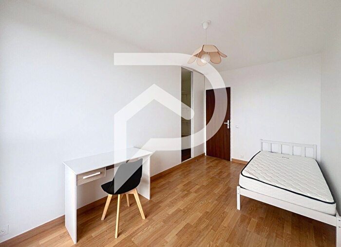 Appartement à louer - Créteil - 5 pièces - 1 chambre