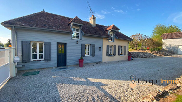 Molins-sur-Aube : Maison 5 pièces à vendre