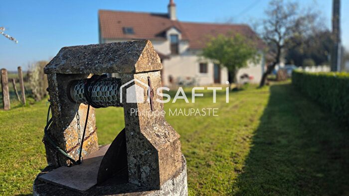 Maison à vendre - Jussy-le-Chaudrier - 3 pièces - 2 chambres