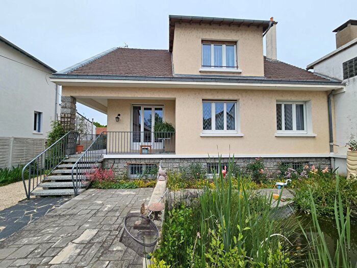 Maison 7 pièces à vendre à Bellerive-sur-Allier
